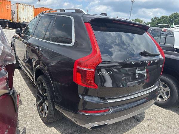 Black Volvo XC90 2019 in Vilnius, with an engine capacity of 1.97 L and mileage of 190 thousand km for 12400 €, photo 3 on AUTOMOTO.COM.LV
