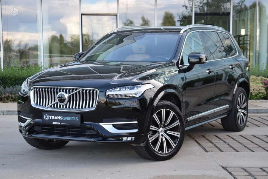Black Volvo XC90 2019 in Vilnius, with an engine capacity of 1.97 L and mileage of 295 thousand km for 22999 €, photo 3 on AUTOMOTO.COM.LV