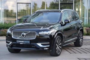 Black Volvo XC90 2019 in Vilnius, with an engine capacity of 1.97 L and mileage of 295 thousand km for 22999 €, photo 7 on AUTOMOTO.COM.LV