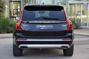 Black Volvo XC90 2019 in Vilnius, with an engine capacity of 1.97 L and mileage of 295 thousand km for 22999 €, photo 12 on AUTOMOTO.COM.LV