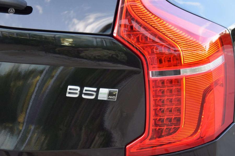Black Volvo XC90 2019 in Vilnius, with an engine capacity of 1.97 L and mileage of 295 thousand km for 22999 €, photo 15 on AUTOMOTO.COM.LV