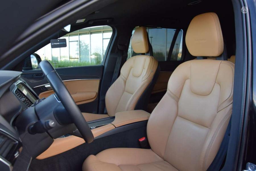 Black Volvo XC90 2019 in Vilnius, with an engine capacity of 1.97 L and mileage of 295 thousand km for 22999 €, photo 17 on AUTOMOTO.COM.LV
