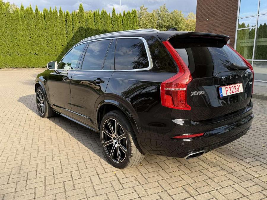 Black Volvo XC90 2019 in Sakiai, with an engine capacity of 1.97 L and mileage of 174 thousand km for 28000 €, photo 4 on AUTOMOTO.COM.LV
