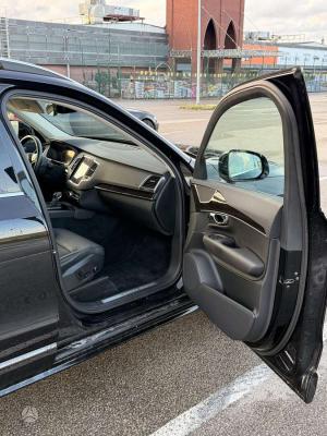Melns Volvo XC90 2019 Šauļi, ar dzinēja tilpumu 1.97 L un nobraukumu 195 tūkst. km par 23000 €, foto 9 vietnē AUTOMOTO.COM.LV