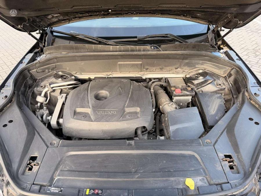Melns Volvo XC90 2019 Šauļi, ar dzinēja tilpumu 1.97 L un nobraukumu 195 tūkst. km par 23000 €, foto 10 vietnē AUTOMOTO.COM.LV