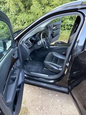 Melns Volvo XC90 2019 Šauļi, ar dzinēja tilpumu 1.97 L un nobraukumu 195 tūkst. km par 23000 €, foto 15 vietnē AUTOMOTO.COM.LV