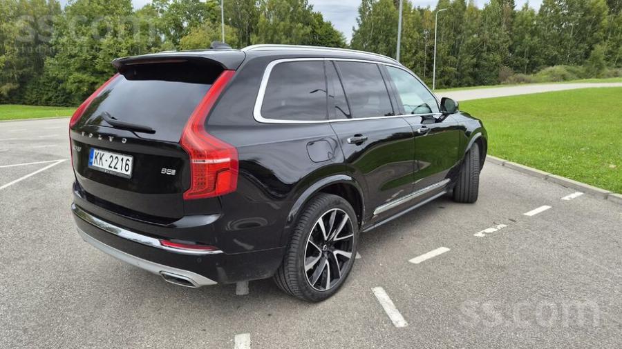 Black Volvo XC90 2019 in Cesis, with an engine capacity of 2.00 L and mileage of 181 thousand km for 29999 €, photo 3 on AUTOMOTO.COM.LV