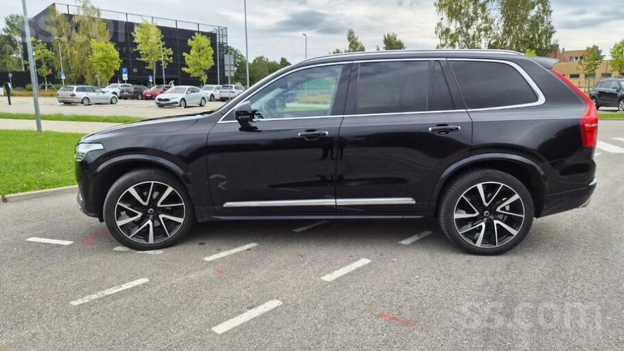 Black Volvo XC90 2019 in Cesis, with an engine capacity of 2.00 L and mileage of 181 thousand km for 29999 €, photo 6 on AUTOMOTO.COM.LV