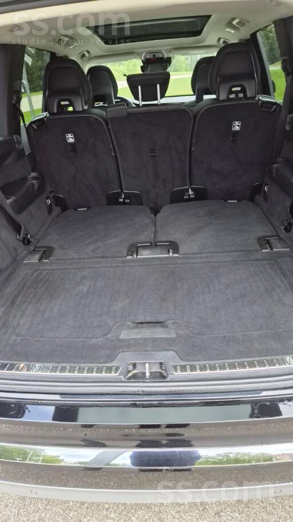 Black Volvo XC90 2019 in Cesis, with an engine capacity of 2.00 L and mileage of 181 thousand km for 29999 €, photo 10 on AUTOMOTO.COM.LV