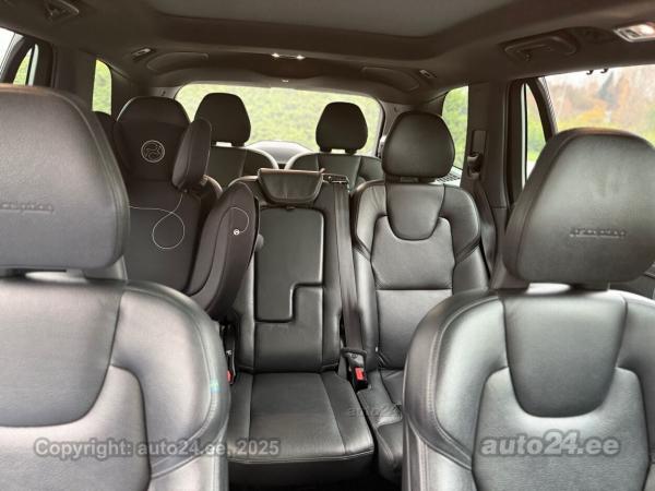Melns Volvo XC90 2020 Tallina, ar dzinēja tilpumu 1.97 L un nobraukumu 140 tūkst. km par 42000 €, foto 11 vietnē AUTOMOTO.COM.LV