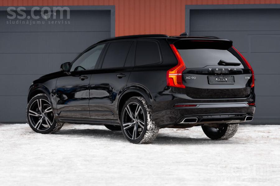 Melns Volvo XC90 2020 Jelgava, ar dzinēja tilpumu 2.00 L un nobraukumu 0 tūkst. km par 31500 €, foto 2 vietnē AUTOMOTO.COM.LV