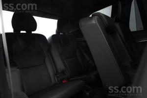 Melns Volvo XC90 2020 Jelgava, ar dzinēja tilpumu 2.00 L un nobraukumu 0 tūkst. km par 31500 €, foto 17 vietnē AUTOMOTO.COM.LV