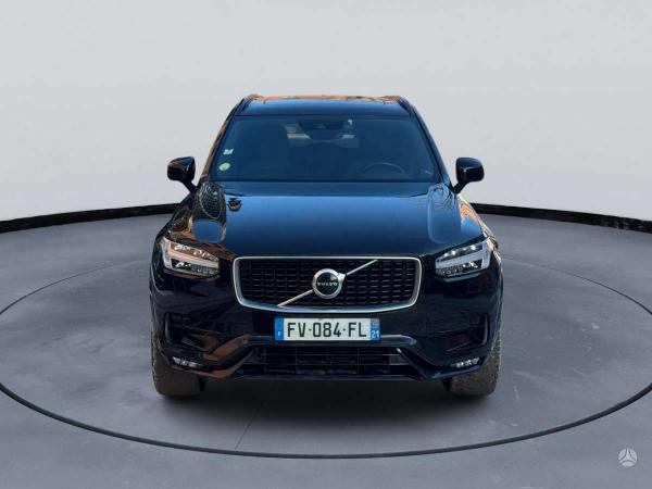 Melns Volvo XC90 2020 Viļņa, ar dzinēja tilpumu 1.97 L un nobraukumu 280 tūkst. km par 24900 €, foto 2 vietnē AUTOMOTO.COM.LV