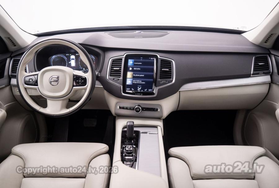 Melns Volvo XC90 2020 Tallina, ar dzinēja tilpumu 2.00 L un nobraukumu 135 tūkst. km par 35999 €, foto 14 vietnē AUTOMOTO.COM.LV