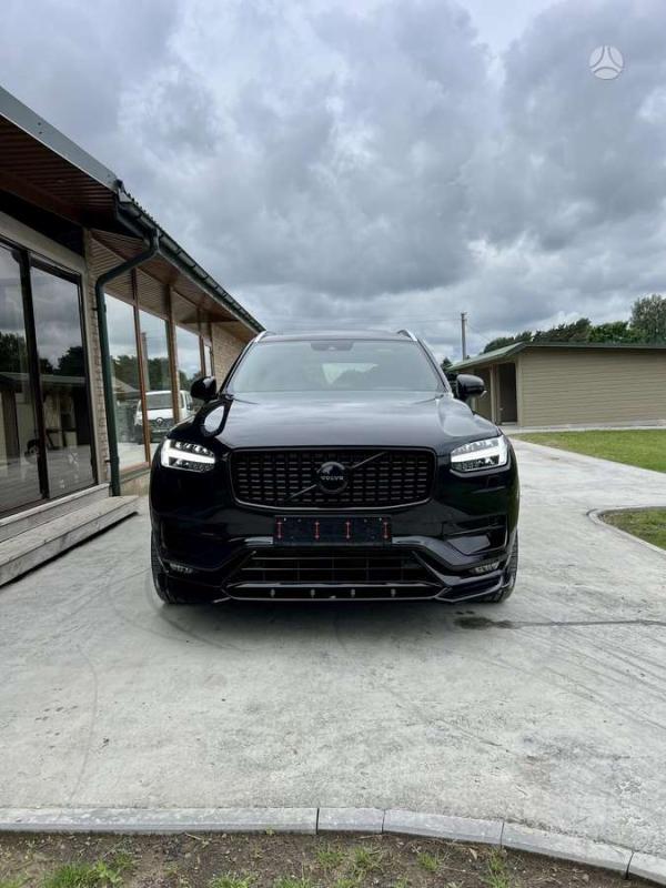 Melns Volvo XC90 2020 Mažeikiai, ar dzinēja tilpumu 2.00 L un nobraukumu 40 tūkst. km par 25500 €, foto 4 vietnē AUTOMOTO.COM.LV