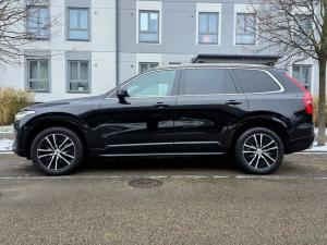 Black Volvo XC90 2020 in Riga, with an engine capacity of 2.00 L and mileage of 260 thousand km for 24490 €, photo 8 on AUTOMOTO.COM.LV