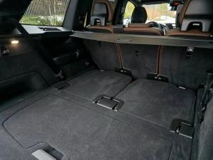 Black Volvo XC90 2020 in Riga, with an engine capacity of 2.00 L and mileage of 260 thousand km for 24490 €, photo 24 on AUTOMOTO.COM.LV