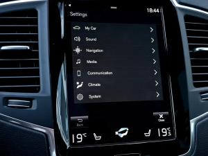 Black Volvo XC90 2020 in Riga, with an engine capacity of 2.00 L and mileage of 260 thousand km for 24490 €, photo 44 on AUTOMOTO.COM.LV