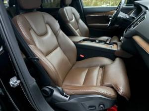 Black Volvo XC90 2020 in Riga, with an engine capacity of 2.00 L and mileage of 260 thousand km for 24490 €, photo 52 on AUTOMOTO.COM.LV
