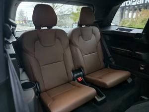 Black Volvo XC90 2020 in Riga, with an engine capacity of 2.00 L and mileage of 260 thousand km for 24490 €, photo 53 on AUTOMOTO.COM.LV