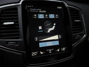 Black Volvo XC90 2020 in Riga, with an engine capacity of 2.00 L and mileage of 260 thousand km for 24490 €, photo 62 on AUTOMOTO.COM.LV