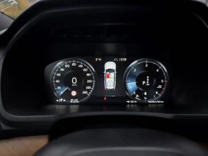 Black Volvo XC90 2020 in Riga, with an engine capacity of 2.00 L and mileage of 260 thousand km for 24490 €, photo 63 on AUTOMOTO.COM.LV