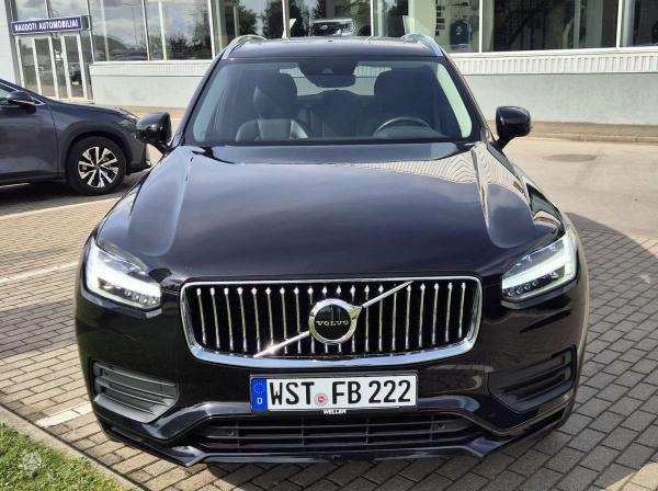 Black Volvo XC90 2020 in Siauliai, with an engine capacity of 1.97 L and mileage of 97 thousand km for 29800 €, photo 9 on AUTOMOTO.COM.LV