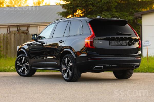 Black Volvo XC90 2021 in Jelgava, with an engine capacity of 2.00 L and mileage of 0 thousand km for 5800 €, photo 4 on AUTOMOTO.COM.LV