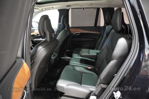 Black Volvo XC90 2021 in Tallinn, with an engine capacity of 2.00 L and mileage of 20 thousand km for 50900 €, photo 11 on AUTOMOTO.COM.LV