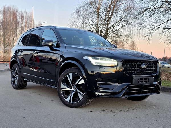 Black Volvo XC90 2021 in Taurage, with an engine capacity of 1.97 L and mileage of 213 thousand km for 27000 €, photo 3 on AUTOMOTO.COM.LV