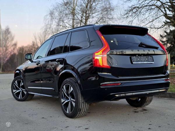 Black Volvo XC90 2021 in Taurage, with an engine capacity of 1.97 L and mileage of 213 thousand km for 27000 €, photo 7 on AUTOMOTO.COM.LV