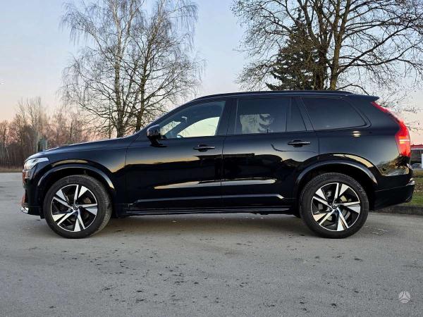 Black Volvo XC90 2021 in Taurage, with an engine capacity of 1.97 L and mileage of 213 thousand km for 27000 €, photo 8 on AUTOMOTO.COM.LV