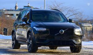 Melns Volvo XC90 2021 Viļņa, ar dzinēja tilpumu 1.97 L un nobraukumu 205 tūkst. km par 33990 €, foto 22 vietnē AUTOMOTO.COM.LV