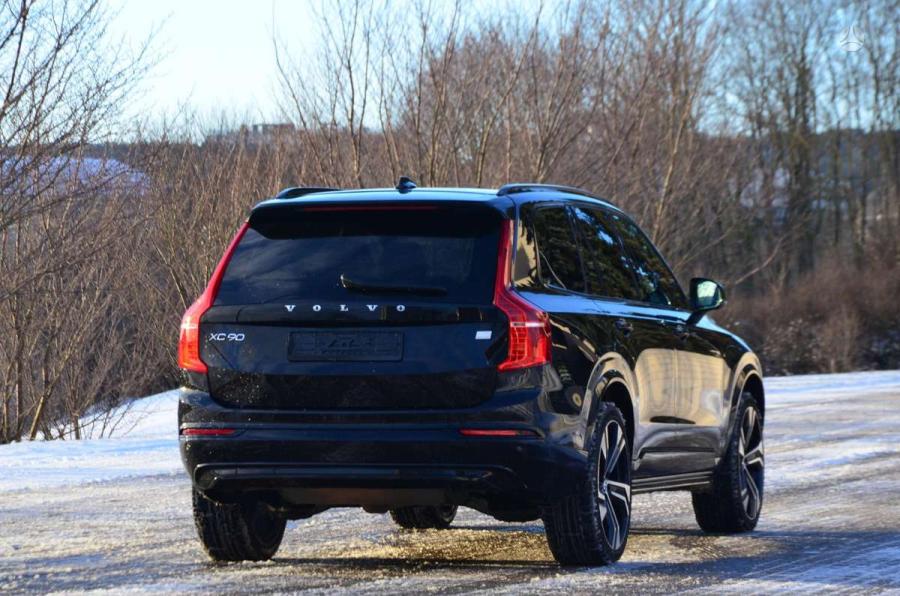 Melns Volvo XC90 2021 Viļņa, ar dzinēja tilpumu 1.97 L un nobraukumu 205 tūkst. km par 33990 €, foto 37 vietnē AUTOMOTO.COM.LV