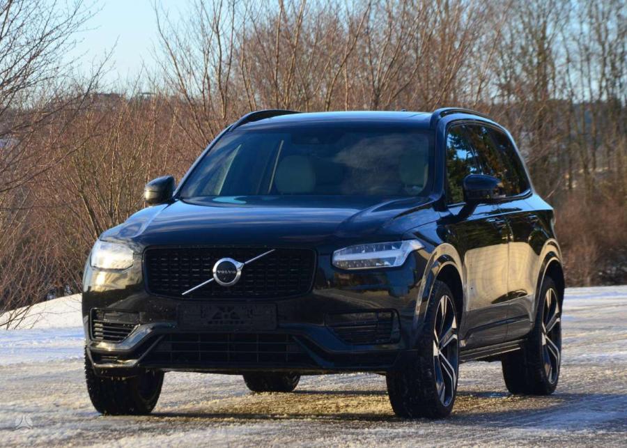 Melns Volvo XC90 2021 Viļņa, ar dzinēja tilpumu 1.97 L un nobraukumu 205 tūkst. km par 33990 €, foto 40 vietnē AUTOMOTO.COM.LV