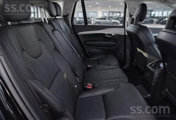 Melns Volvo XC90 2021 Rīga, ar dzinēja tilpumu 2.00 L un nobraukumu 131 tūkst. km par 39500 €, foto 4 vietnē AUTOMOTO.COM.LV
