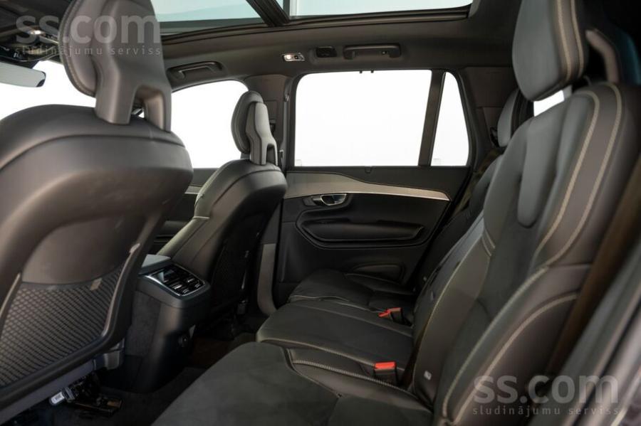 Melns Volvo XC90 2021 Rīga, ar dzinēja tilpumu 2.00 L un nobraukumu 52 tūkst. km par 45900 €, foto 7 vietnē AUTOMOTO.COM.LV