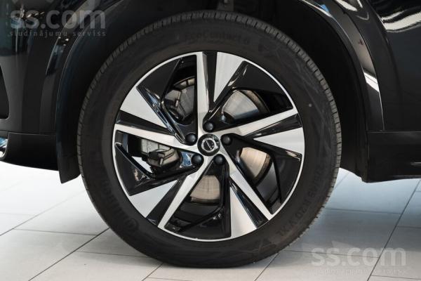 Melns Volvo XC90 2021 Rīga, ar dzinēja tilpumu 2.00 L un nobraukumu 52 tūkst. km par 45900 €, foto 10 vietnē AUTOMOTO.COM.LV