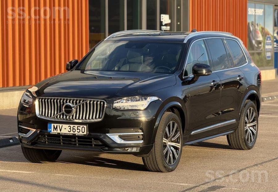 Melns Volvo XC90 2021 Rīga, ar dzinēja tilpumu 2.00 L un nobraukumu 99 tūkst. km par 36500 €, foto 1 vietnē AUTOMOTO.COM.LV
