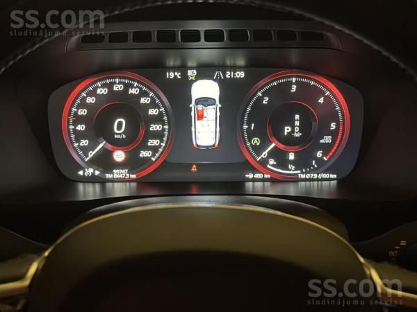 Melns Volvo XC90 2021 Rīga, ar dzinēja tilpumu 2.00 L un nobraukumu 99 tūkst. km par 36500 €, foto 9 vietnē AUTOMOTO.COM.LV