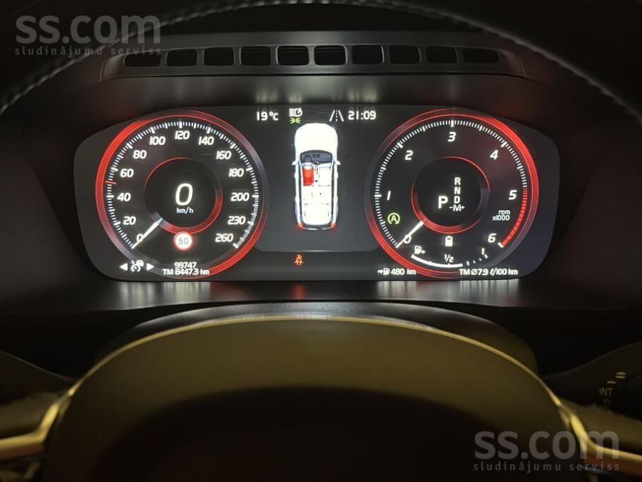 Melns Volvo XC90 2021 Rīga, ar dzinēja tilpumu 2.00 L un nobraukumu 99 tūkst. km par 36500 €, foto 10 vietnē AUTOMOTO.COM.LV