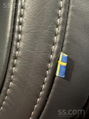 Melns Volvo XC90 2021 Rīga, ar dzinēja tilpumu 2.00 L un nobraukumu 99 tūkst. km par 36500 €, foto 12 vietnē AUTOMOTO.COM.LV