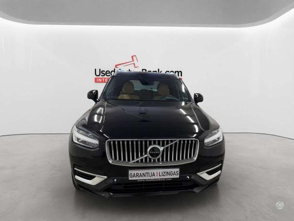 Melns Volvo XC90 2021 Marijampole, ar dzinēja tilpumu 1.97 L un nobraukumu 200 tūkst. km par 31339 €, foto 2 vietnē AUTOMOTO.COM.LV