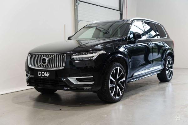 Black Volvo XC90 2021 in Vilnius, with an engine capacity of 1.97 L and mileage of 100 thousand km for 43900 €, photo 3 on AUTOMOTO.COM.LV