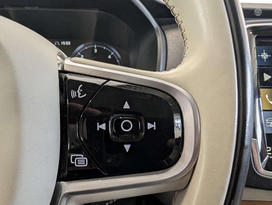 Melns Volvo XC90 2021 Kauņa, ar dzinēja tilpumu 1.97 L un nobraukumu 101 tūkst. km par 34900 €, foto 18 vietnē AUTOMOTO.COM.LV