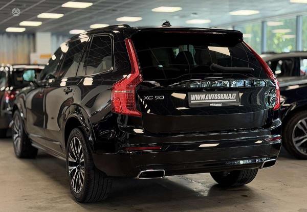 Black Volvo XC90 2021 in Klaipeda, with an engine capacity of 1.97 L and mileage of 142 thousand km for 27900 €, photo 6 on AUTOMOTO.COM.LV
