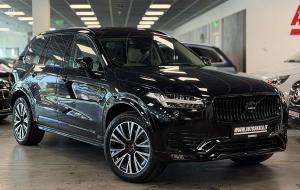Black Volvo XC90 2021 in Klaipeda, with an engine capacity of 1.97 L and mileage of 142 thousand km for 27900 €, photo 26 on AUTOMOTO.COM.LV