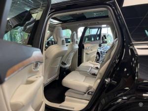 Black Volvo XC90 2021 in Klaipeda, with an engine capacity of 1.97 L and mileage of 142 thousand km for 27900 €, photo 28 on AUTOMOTO.COM.LV