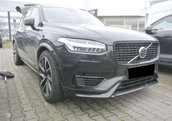 Melns Volvo XC90 2022 Šauļi, ar dzinēja tilpumu 1.97 L un nobraukumu 164 tūkst. km par 29900 €, foto 2 vietnē AUTOMOTO.COM.LV