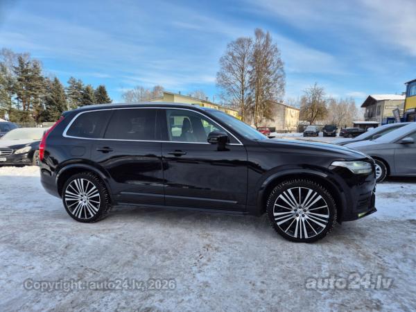 Melns Volvo XC90 2022 Tartu, ar dzinēja tilpumu 2.00 L un nobraukumu 144 tūkst. km par 41790 €, foto 2 vietnē AUTOMOTO.COM.LV